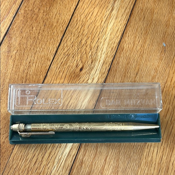 Rolex | Accessories | Rolex Box With Gold Pen With Intricate Design ...
